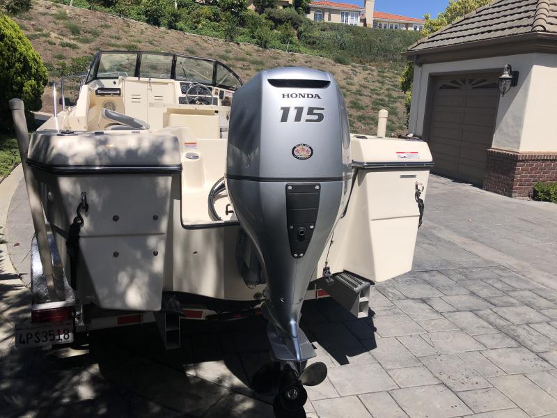 ArimaOwners.com - Arima 19 Sea Chaser 11 - Rear Left.jpg