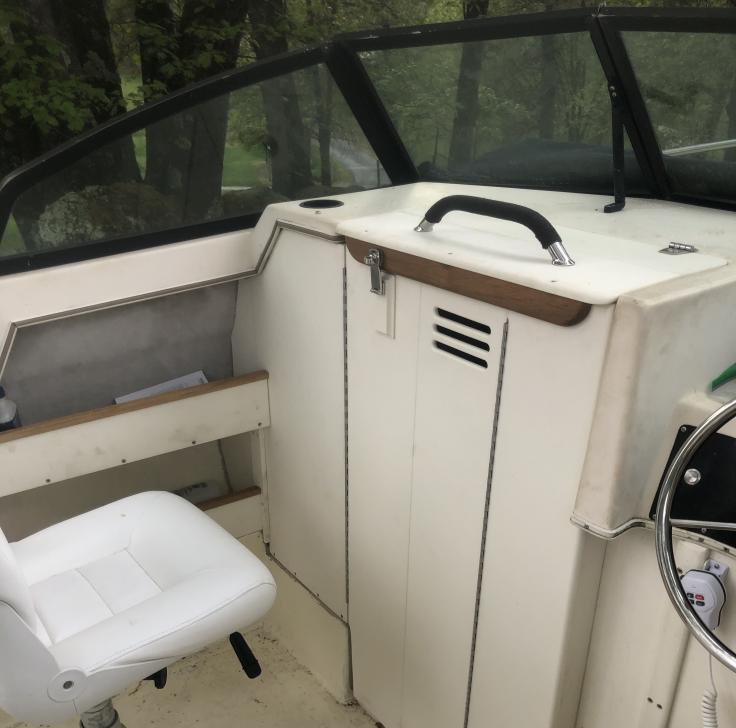ArimaOwners.com - Cuddy door installed