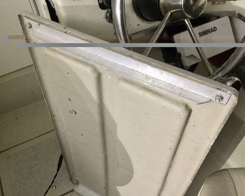 ArimaOwners.com - Fish box lid reinforcement