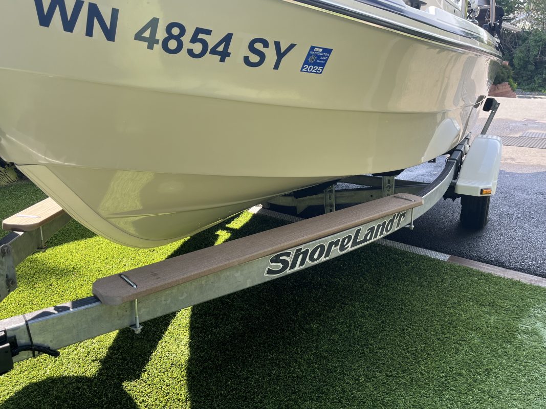 ArimaOwners.com - Starboard Front Keel guard bunks.jpg