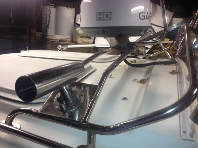 ArimaOwners.com - Pin Latch for outrigger